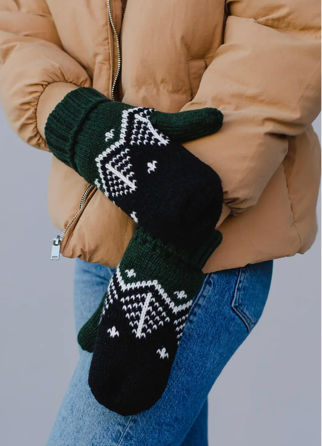 Dark Green, Black, White Flair Isle Mittens – The 32nd Collective
